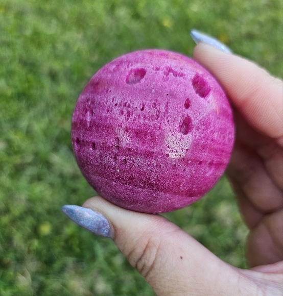 Art | Ruby Sphere 2in | Poshmark